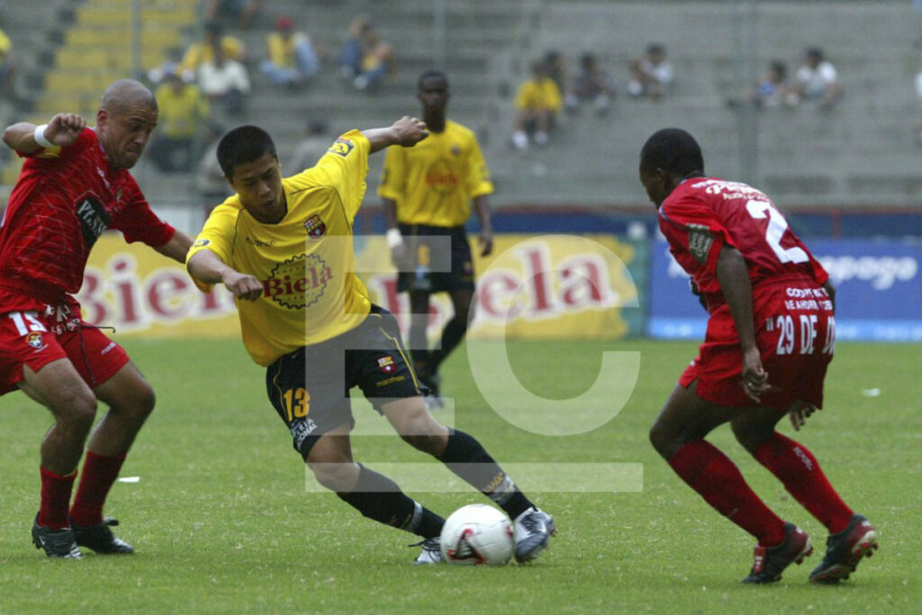 Armando Paredes sumó un nuevo incidente en su hoja de vida - El Comercio