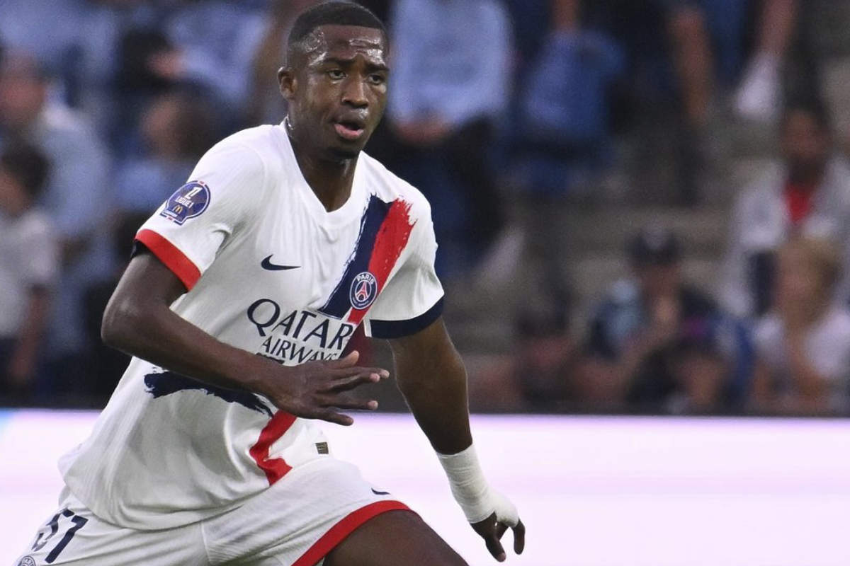 Willian Pacho debutó en la Champions League con el PSG - El Comercio