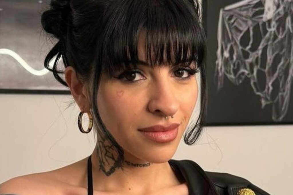 Cazzu redefine su carrera como símbolo de madurez y autocontrol - El ...