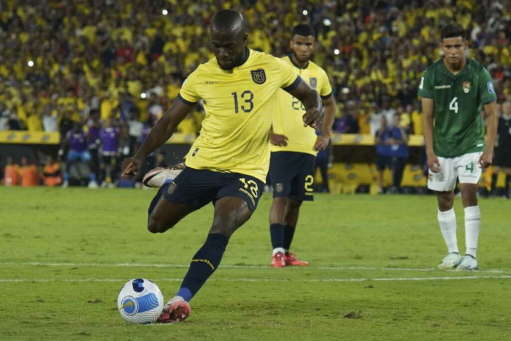 Enner Valencia cerca de 'arrebatarle' otro récord a Agustín Delgado ...