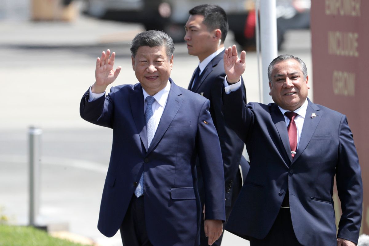 Presidente chino, Xi Jinping, llega a Perú para la cumbre Asia-Pacífico ...