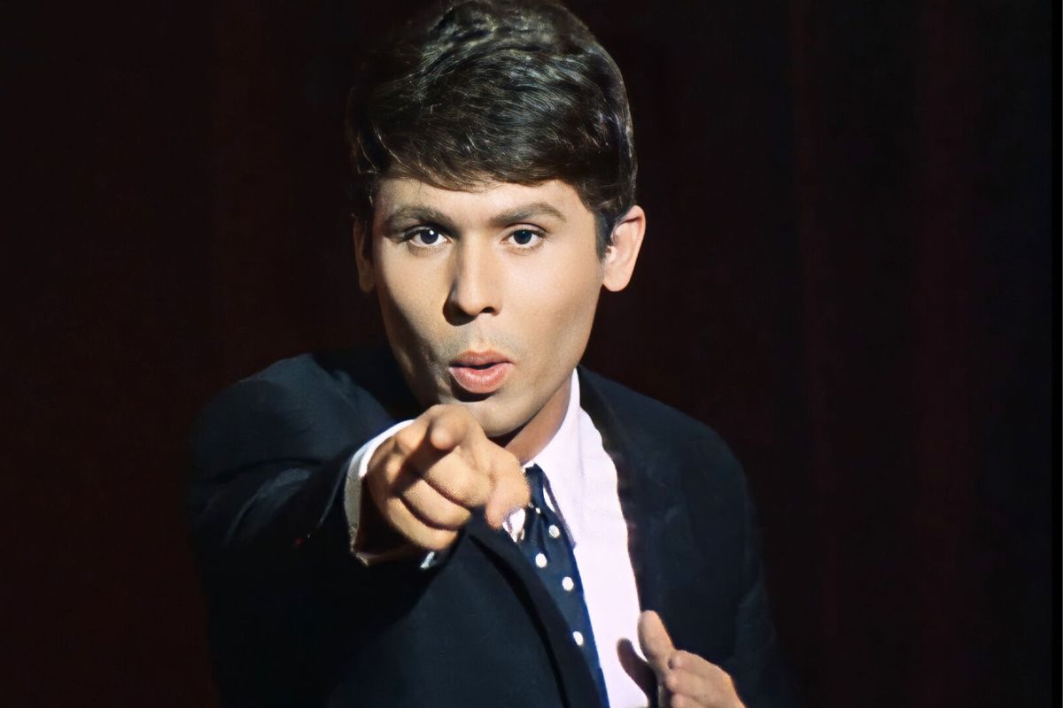 Raphael es una leyenda viva de la música, un hombre de familia y el ...