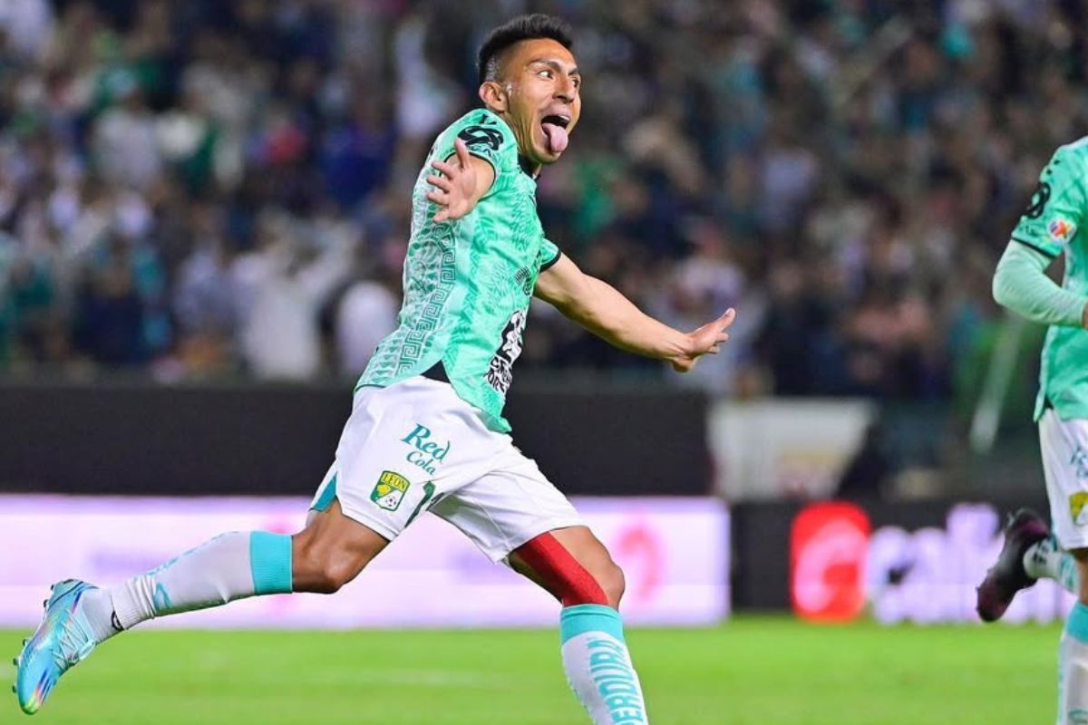 Ángel Mena llegó a Ecuador y generó dudas sobre su futuro - El Comercio