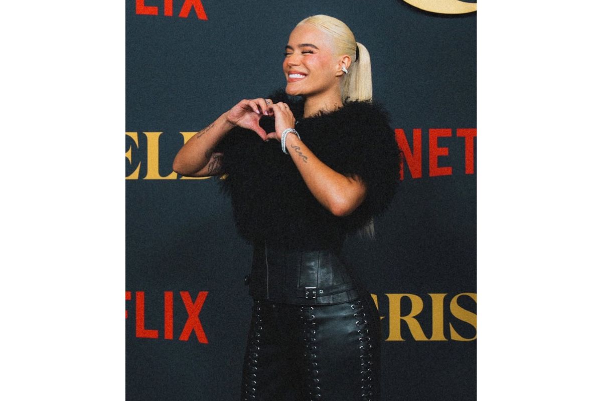 ¿Karol G usó un vestido hecho con palmas del Domingo de Ramos? - El ...