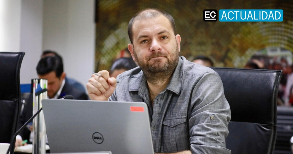 Juan Esteban Guarderas denunció irregularidades en su destitución ante ...