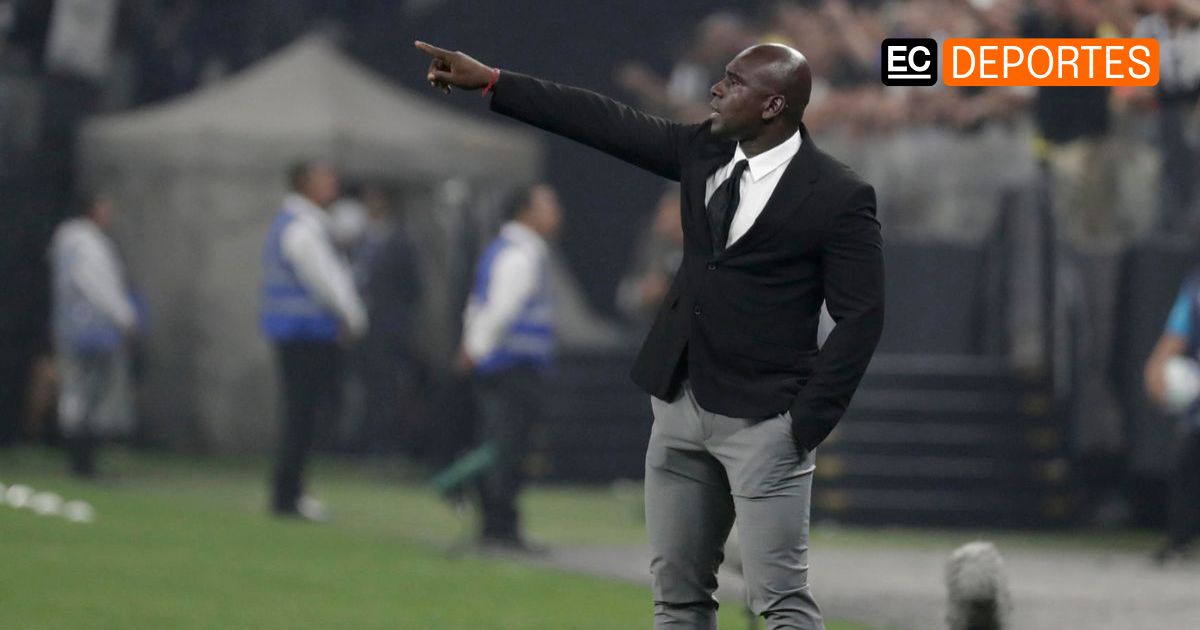 Segundo Castillo lució una vestimenta sobria ante Corinthians - El Comercio