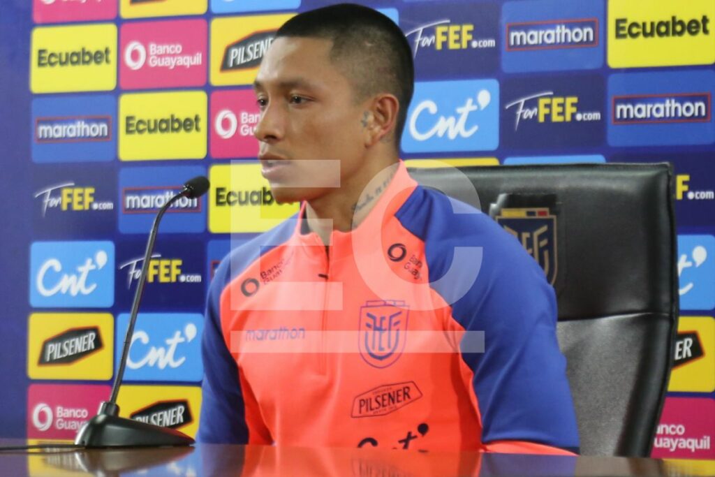 Cristian Ramírez se apunta para un puesto clave en la Selección de ...
