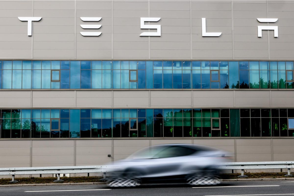 ¿Qué ocurre con Tesla y cuántos vehículos de la marca hay en Ecuador ...
