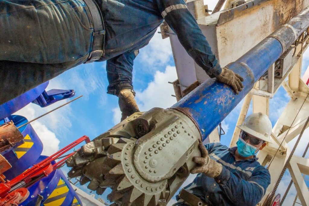 ¿Petrolia cumplirá el plazo de entrega de la prima por la adjudicación ...