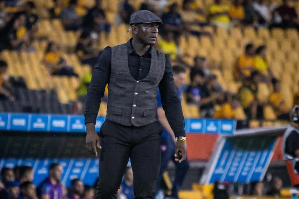 Segundo Castillo revoluciona Barcelona SC con su vestimenta - El Comercio