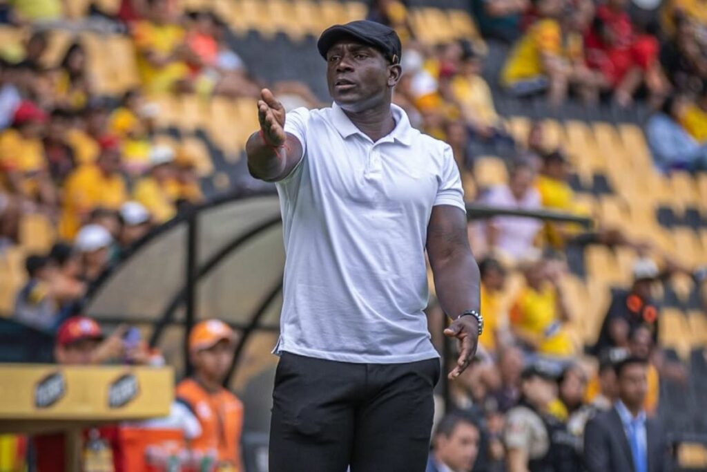 Segundo Castillo revoluciona Barcelona SC con su vestimenta - El Comercio