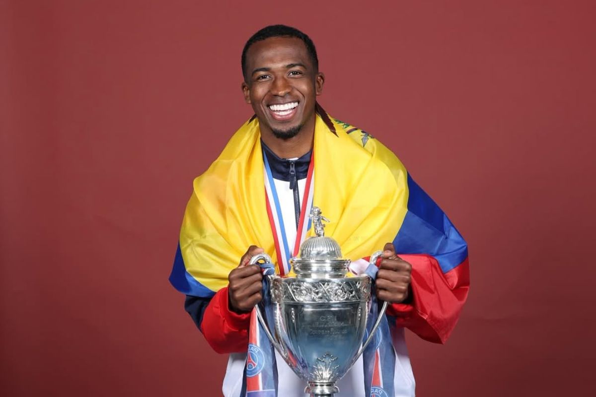 Willian Pacho recordó a su madre luego de nuevo título con PSG - El ...