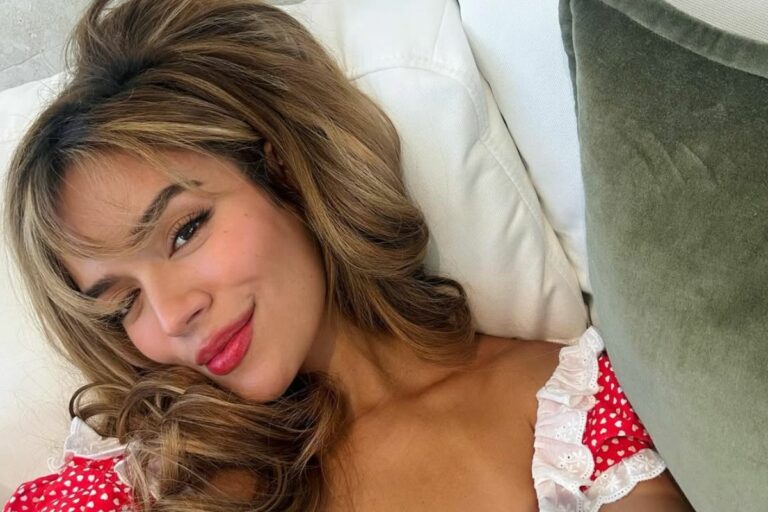 Karol G sorprende con un explosivo tracklist de 'Tropicoqueta', con ...