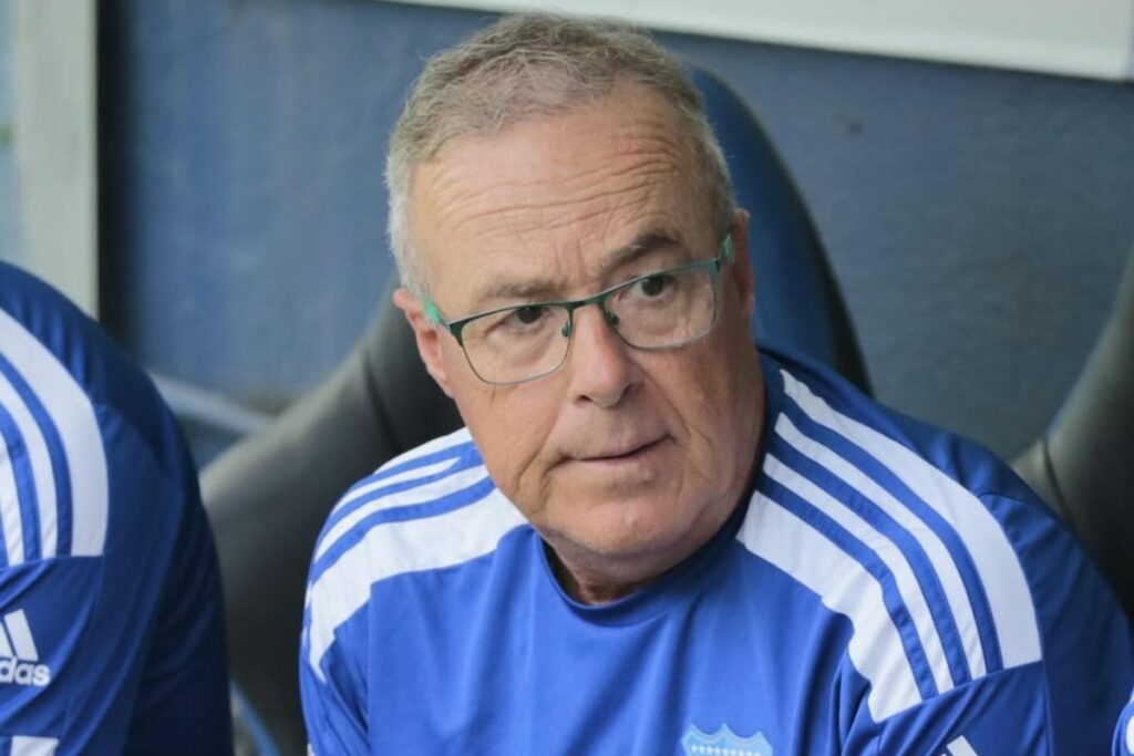 Emelec echó a Jorge Célico por WhatsApp y con polémica incluida - El ...