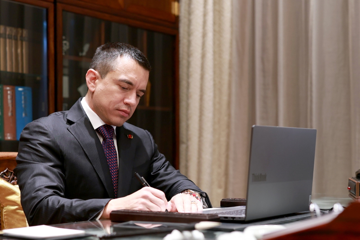 Daniel Noboa emite reglamento de la Ley de Integridad Pública - El Comercio