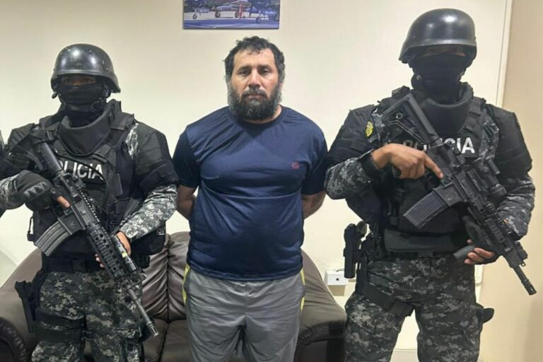 Alias Fito ya vuela rumbo a Estados Unidos tras ser extraditado - El Comercio