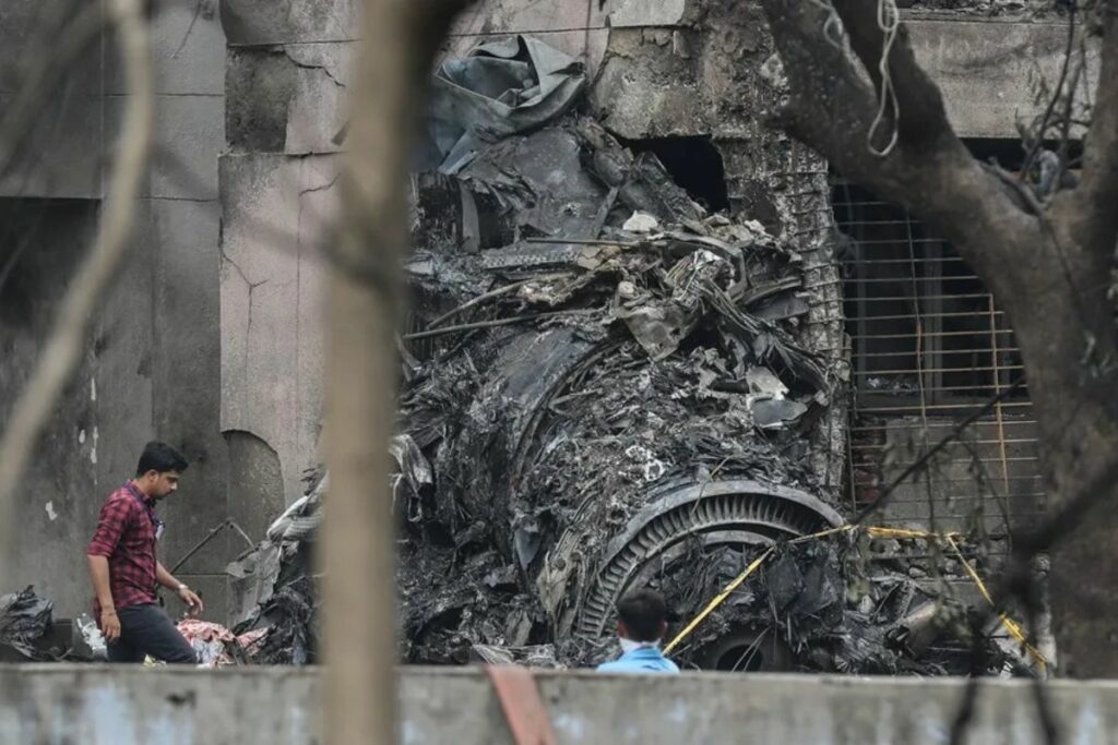 Familiares británicos acusan a Air India por confundir cuerpos de los fallecidos - El Comercio