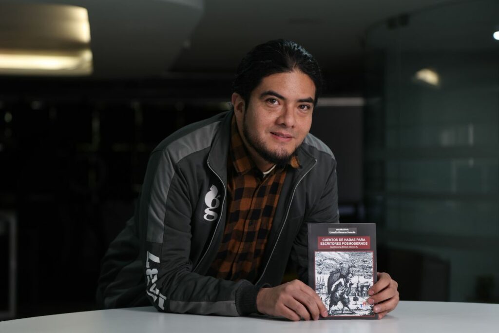 Richard Jiménez presenta su libro de cuentos, un juego literario con ...