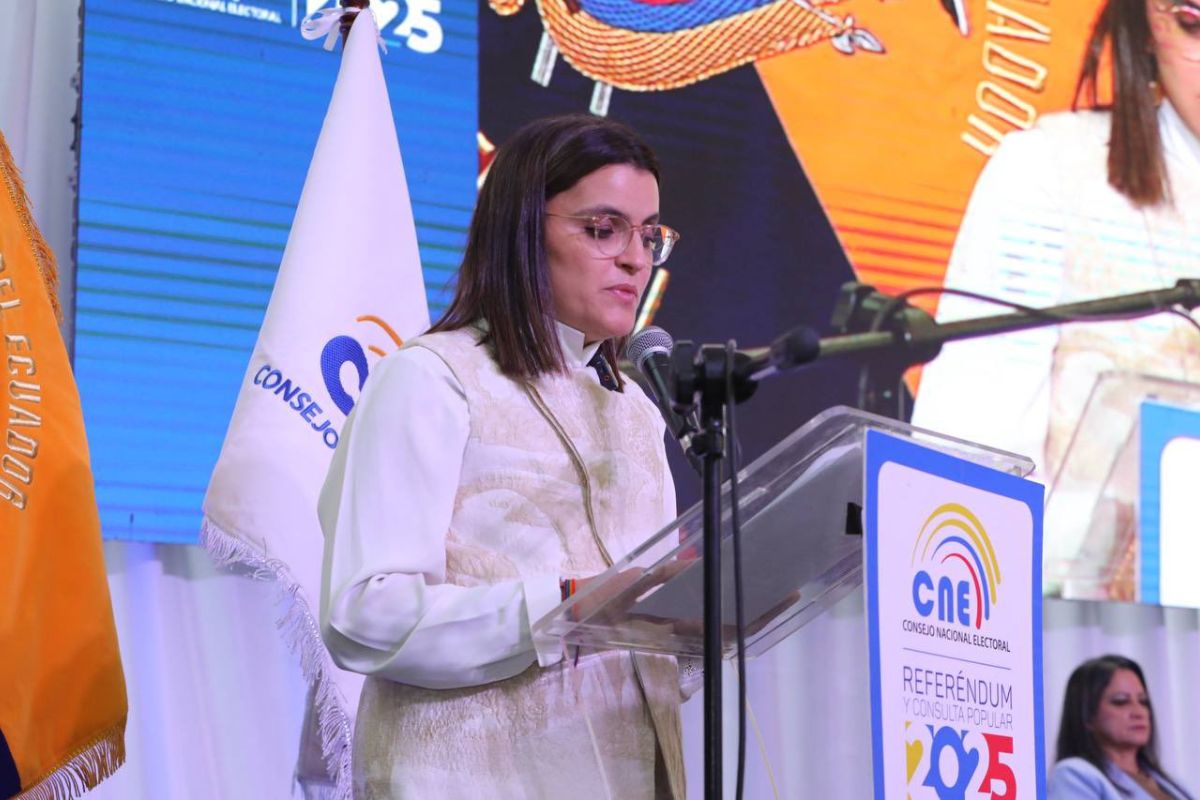 María José Pinto dispuso un 'análisis profundo' del sistema de salud en ...