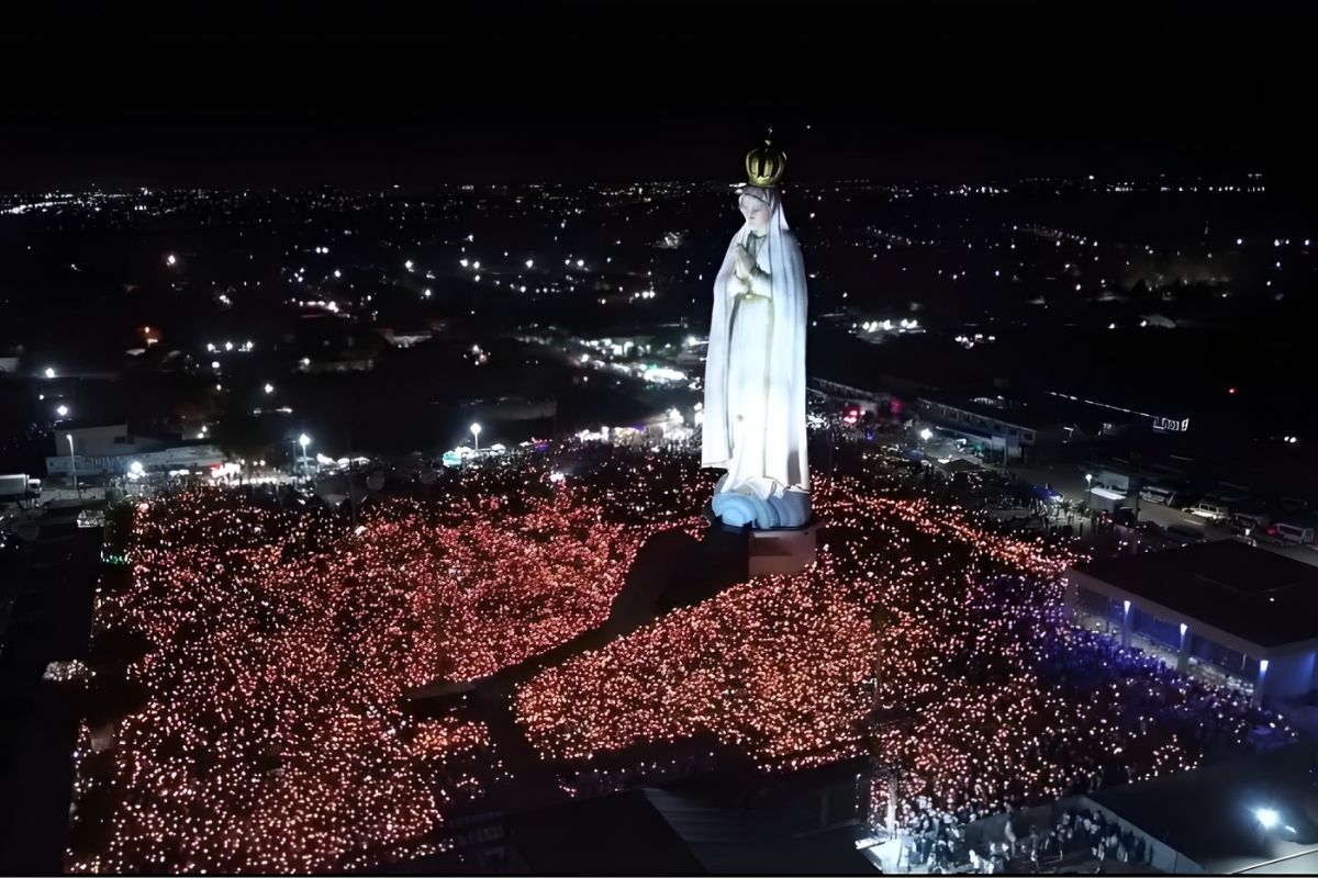 Brasil inaugura una estatua de la Virgen María más alta que el Cristo ...