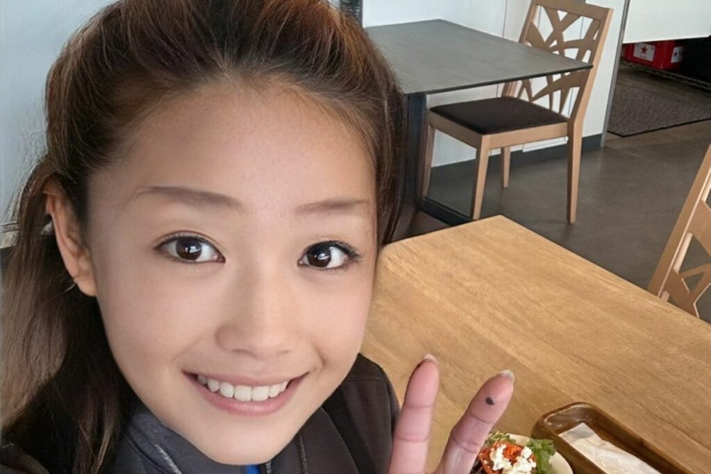 La historia viral de la influencer japonesa que era un hombre de 50 ...