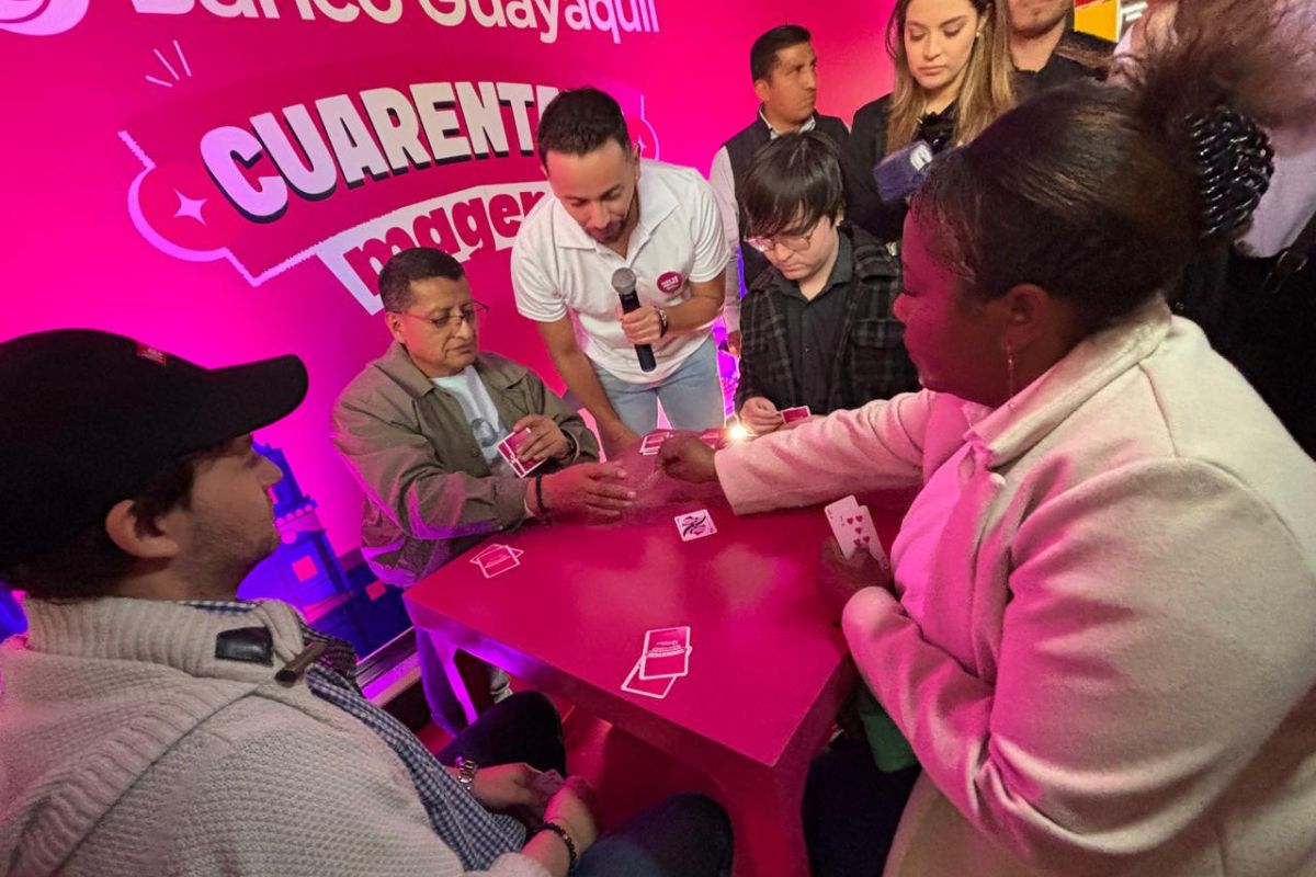 Cuarentazo Magenta: Banco Guayaquil celebra a Quito con el tradicional ...