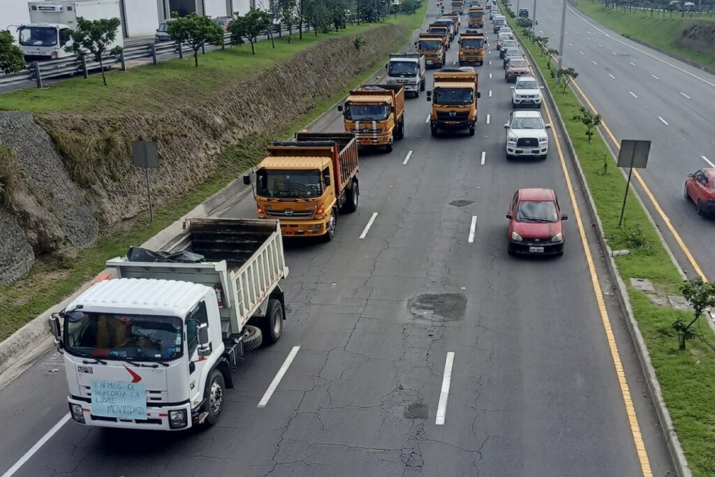 Estos son los camiones que dejarán de circular por la Ruta Viva y la ...