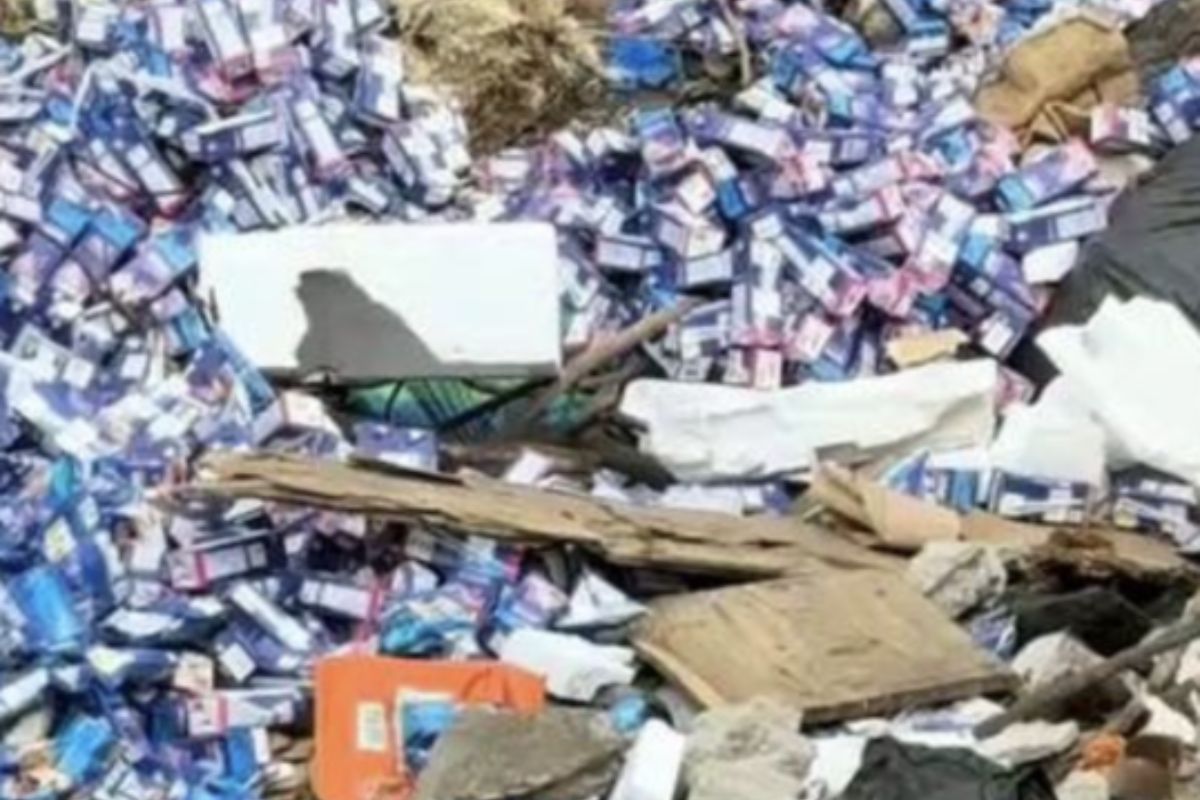 Hallan más de 8 000 productos de la colación escolar en una quebrada de ...
