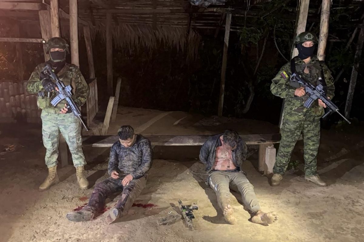 Ejército aprehende a dos personas armadas tras enfrentamiento en Junín ...