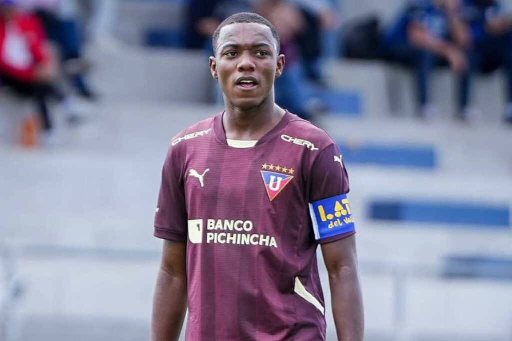 Ederson Castillo llega al FC Barcelona desde Liga de Quito a prueba ...