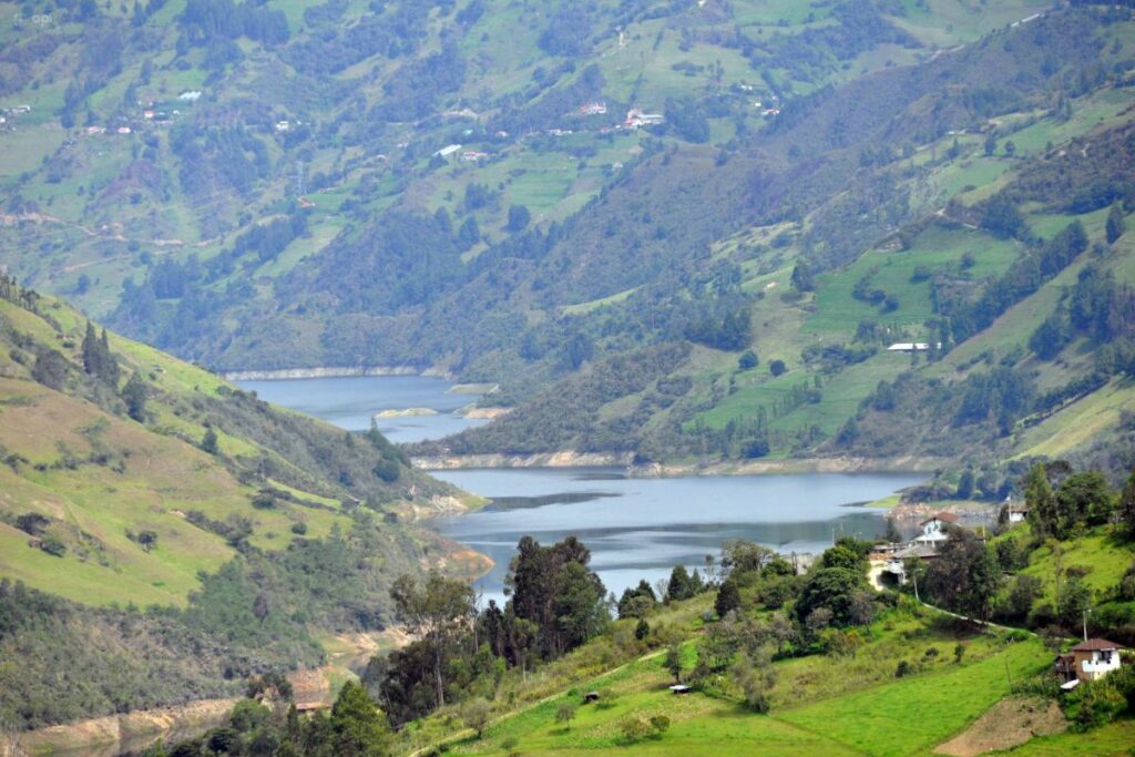 Nivel del embalse Mazar vuelve a bajar este 5 de enero de 2026 - El ...
