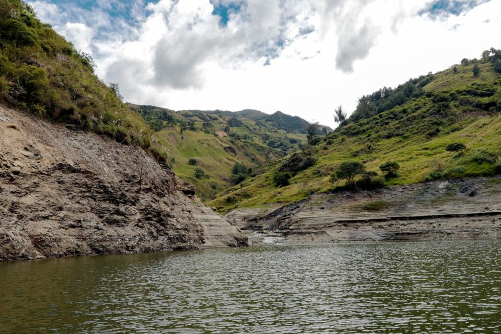 El nivel del embalse Mazar se recupera y se acerca a su nivel máximo en ...